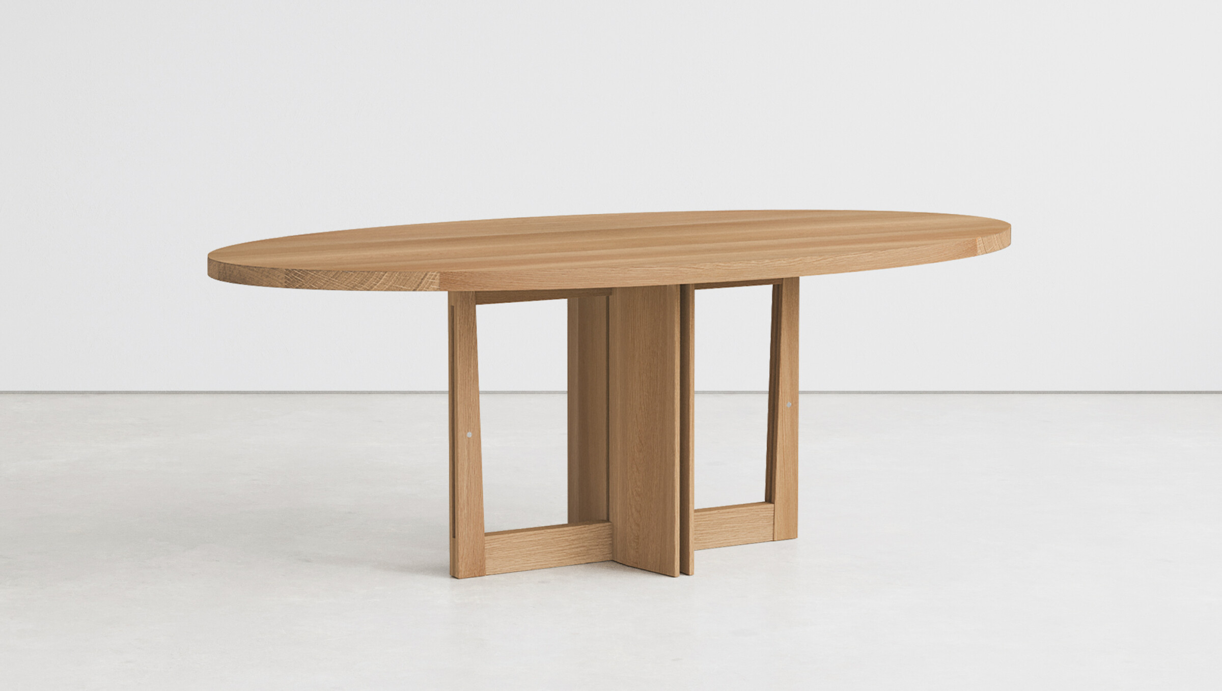 Swan Dining Table - Oval - Stillmade